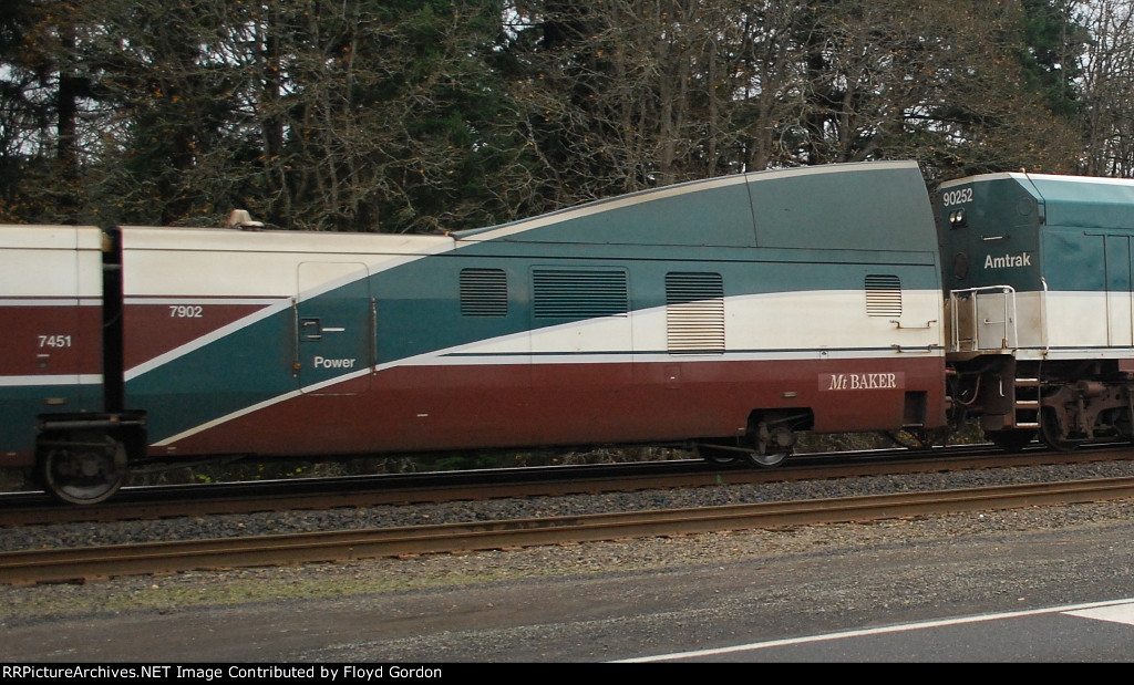 AMTK 7902 MT BAKER power car on Cascades